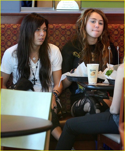 patitofeo y belinda: Miley Cyrus en un dia de chicas!